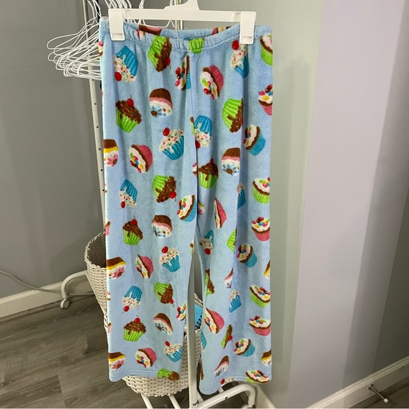 Intimates & Sleepwear | Cupcake Pajama Pants | Poshmark